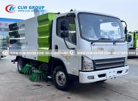 China FAW RHD 5.5m³ Road Sweeper Truck Right-Hand Drive Vacuum Sweeper 130hp Dual-Engine for sale