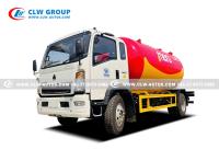 China Sinotruk HOWO 4x2 15000L LPG Bobtail Truck CORKEN Z2000 Pump Q345R Steel Tank Propane Delivery for sale