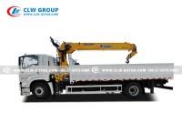 China ISUZU GIGA 8x4 16 Ton Straight Boom Crane Truck 350HP Euro IV 360 Rotation for sale