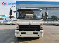 China HOWO 8000L Stainless Steel Insulated Milk Tank Truck for Milk Transport for sale