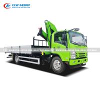 China ISUZU 700P 5-Ton Crane Truck with Aluminum Alloy Cargo Box, Liquid Fuel Engine Heating & 10-Ton Tow Hook for Russian Market for sale