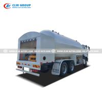 China Sinotruk HOWO 6x4 25m³ LPG Refueling Truck with Weichai 336HP Engine and High-Strength Carbon Steel Tank for sale