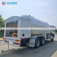 China Sinotruk HOWO 6x4 25m³ LPG Refueling Truck with Weichai 336HP Engine and High-Strength Carbon Steel Tank for sale