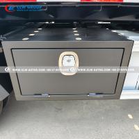 China Dongfeng 4x2 4-Ton Flatbed Wrecker Truck with 4-Ton Hydraulic Winch, 2.5-Ton Rear Towing Arm & Complete Rescue Tools for sale