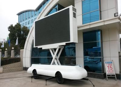 China P5 P6 LED Billboard Truck with Lifting Screen - 5500 cd/m² Brightness, 1000 W/m² Power Consumption for sale