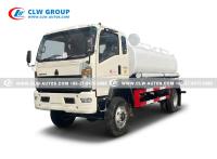 China Sinotruk HOWO 4×4 All-Wheel Drive Water Sprinkler Truck with 10,000-liter Capacity and Yuchai 160HP Engine for sale