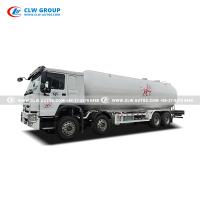 China Sinotruk HOWO 8x4 35.5m³ High-Capacity LPG Bobtail Truck with WEICHAI 365-400HP Engine and Q345R Steel Tank for sale