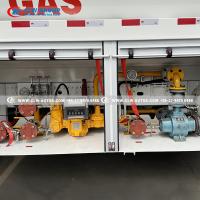 China Sinotruk HOWO 8x4 35.5m³ High-Capacity LPG Bobtail Truck with WEICHAI 365-400HP Engine and Q345R Steel Tank for sale