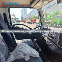 China ISUZU 4x2 30-Meter Aerial Work Platform with 200kg Stainless Steel Bucket and Telescopic Manlift for sale