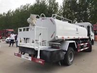 China Dongfeng 10000 Gallon Water Truck with 5000L Capacity, 120hp Engine and 28m Water Cannon Range for sale