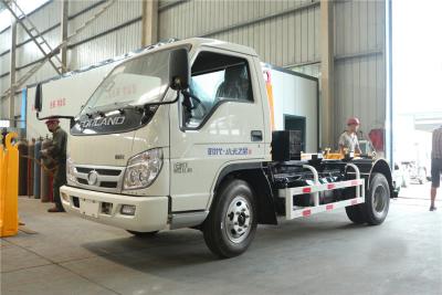 China Forland 3 Ton Roll On Roll Off Garbage Truck with 3cbm Hook Bin System - 95HP Engine, 4800mm Length for sale