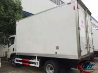 China HOWO 4X2 Refrigerated Box Truck - 4 Ton Capacity, 130HP Cummins Engine, -30°C Freezing Temperature for sale