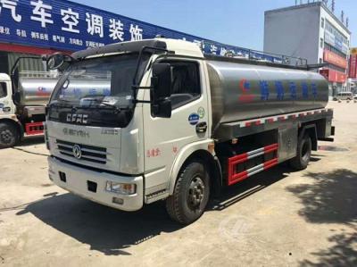 China Dongfeng 8cbm 8000L Fresh Milk Delivery Tanker Truck with 304 Stainless Steel Construction and 80mm Insulation for sale