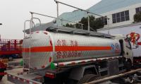 China 8000L Stainless Steel Fuel Delivery Truck 140HP Diesel Engine for Petrol Refueling for sale