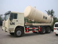 China 12 Wheel UN Sewage Tanker Truck 10m3 to 12m3 Self Dumping System Full Driving for sale