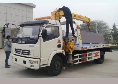 China 5 Meter Flatbed Wrecker Tow Truck with 3.2 Ton XCMG Crane - 3 Ton Capacity Vehicle Recovery Equipment for sale