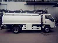 China Forland 5cbm Fuel Oil Dispenser Tank Truck 4x2 Petrol Diesel Refueling 5990mm for sale