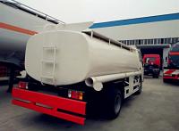 China Forland 5cbm Fuel Oil Dispenser Tank Truck 4x2 Petrol Diesel Refueling 5990mm for sale