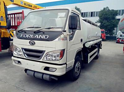 China Forland 5cbm Fuel Oil Dispenser Tank Truck 4x2 Petrol Diesel Refueling 5990mm for sale