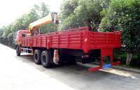 China Dongfeng 6x4 Truck Mounted Telescopic Crane 12 Ton XCMG Boom 14.5m Lifting Height for sale