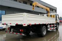 China HOWO 4x2 5 Ton Hydraulic Truck Mounted Crane with Cummins 168HP Engine and 12M Lifting Height for sale