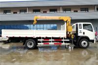 China HOWO 4x2 5 Ton Hydraulic Truck Mounted Crane with Cummins 168HP Engine and 12M Lifting Height for sale