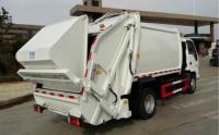 China ISUZU 5CBM 4-5 Ton Self-Compacting Garbage Truck with 98HP Engine and EURO IV Emission Standard for sale