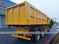 China Howo 20m3 20cbm Hook Lift 16t Waste Removal Truck 6x4 Euro II for sale