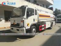 China Howo 8m3 8000L Gasoline Tanker Truck with Digital Dispenser System | 150HP EURO 3 Engine for sale
