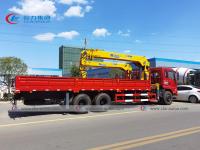 China Dongfeng Cummins XCMG 12 Ton Telescopic Crane Truck with Tipping Box 6x2 for sale