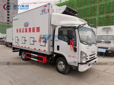 China ISUZU 4x2 Day Old Chick Transport Truck 112HP 4035mm Cargo Box for sale