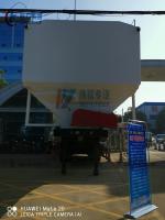 China Dongfeng 50cbm 60cbm Semi Trailer Feed Transport Truck for Poultry Livestock for sale