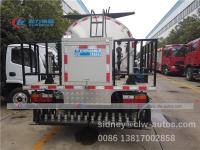 China Shacman 4x2 5800L 6T Bitumen Spreader Truck for Road Paving for sale