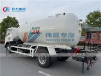 China Right Hand Drive 5 Tons 7 Tons LPG Gas Refueler Truck 8cbm 10cbm Propane Bobtail for sale