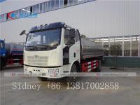 China FAW 4x2 8cbm Stainless Steel Milk Tanker Truck 8000 Liters Insulated for sale