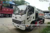 China FAW 4x2 5000L Q235 Carbon Steel Fuel Dispenser Truck Diesel Refueling Tanker for sale