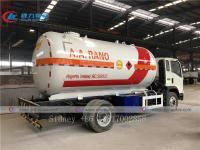 China HOWO 4x2 LHD 15000 Liters LPG Gas Truck with Dispenser 15cbm 7.5 Tons Propane Bobtail for sale