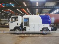 China Sinotuck HOWO 4x2 5000L LPG Bobtail Tanker Truck with Dispenser 120HP for sale