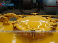 China Dongfeng 4x2 RHD Mini Vacuum Fecal Suction Truck 2000-3000 Liters Euro 6 for sale
