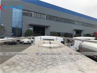 China Dongfeng Duolika 4000L 4CBM Stainless Steel 304-2B Milk Delivery Truck for sale