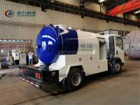 China SINOTRUK HOWO 5000L LPG Bobtail Propane Delivery Truck 5cbm Tank for sale