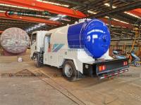 China SINOTRUK HOWO 5000L LPG Bobtail Propane Delivery Truck 5cbm Tank for sale