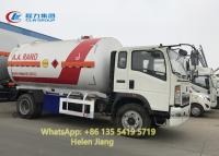 China Sinotruk Howo 6x4 140HP 8000L LPG Bobtail Gas Tank Truck for Propane Refilling for sale