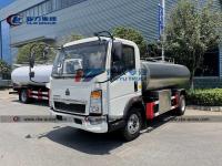 China Sinotruk HOWO 10m³ Stainless Steel Food Transport Truck with 116HP Engine and CIP Cleaning System for sale