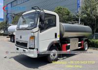 China Sinotruk Howo 4x2 5000L Stainless Steel Milk Transport Tank Truck with CIP Cleaning for sale