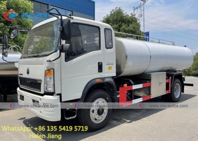 China Sinotruk Howo 4x2 RHD 5000L SS304 Milk Tanker Truck 5 Tons Food Grade Insulated for sale