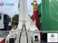 China SINOTRUK HOWO 8x4 LHD Hydraulic Hooklift Garbage Truck 18m3 Container 5t Crane for sale