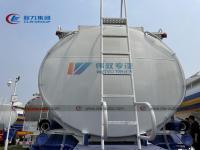 China SGS 3 Axle 40000L Q235 Steel Fuel Tanker Semi Trailer 40CBM for sale