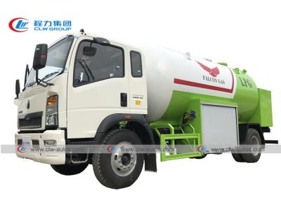China Sinotruk HOWO 160HP 15000L RHD LPG Bobtail Tanker Truck for Gas Dispensing for sale