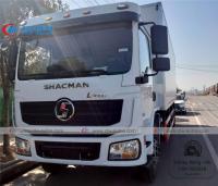 China Shacman L3000 4x2 Refrigerated Van Truck 10-15T Capacity 30m³ Volume with -18°C Freezer Unit for sale